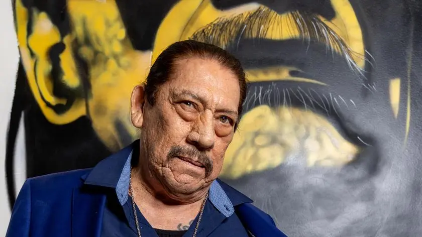Danny Trejo zaatakowany podczas parady. Najpierw uderzono w auto, potem ...