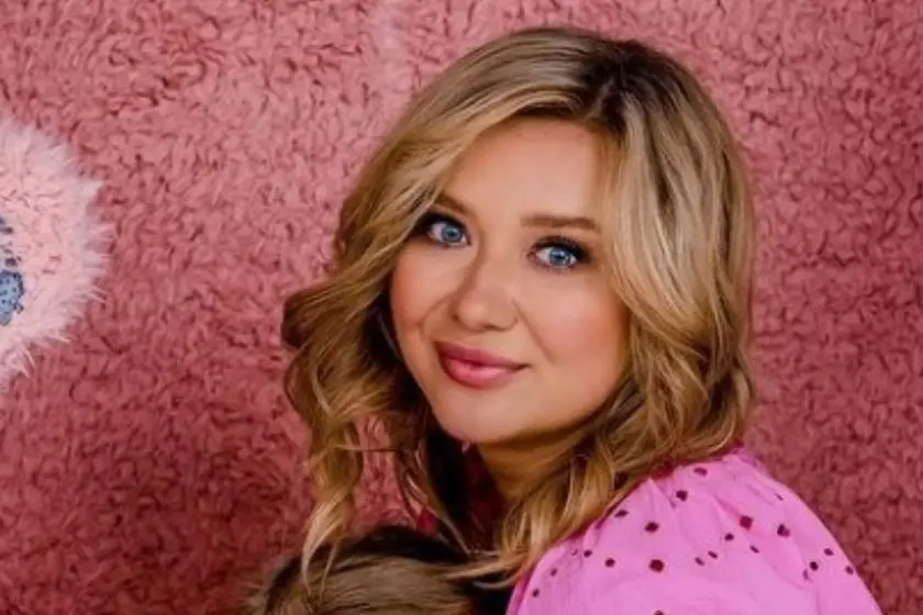 Agnieszka "Lili" Antoniak z "Gogglebox" urodziła! Zdjęcie ze szpitala obiegło media - Co za tydzień