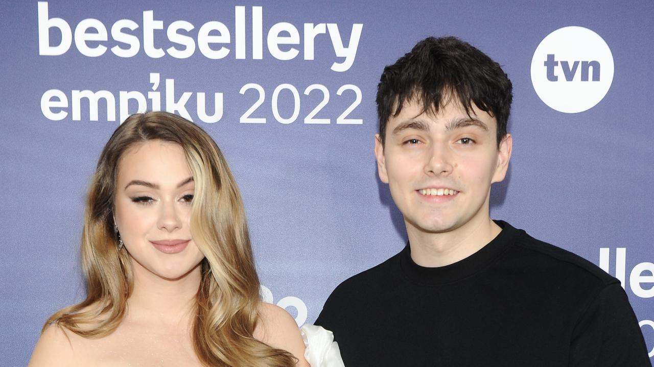 Sylwia Przybysz i Jan Dąbrowski sprzedali działkę pod wymarzony dom ...