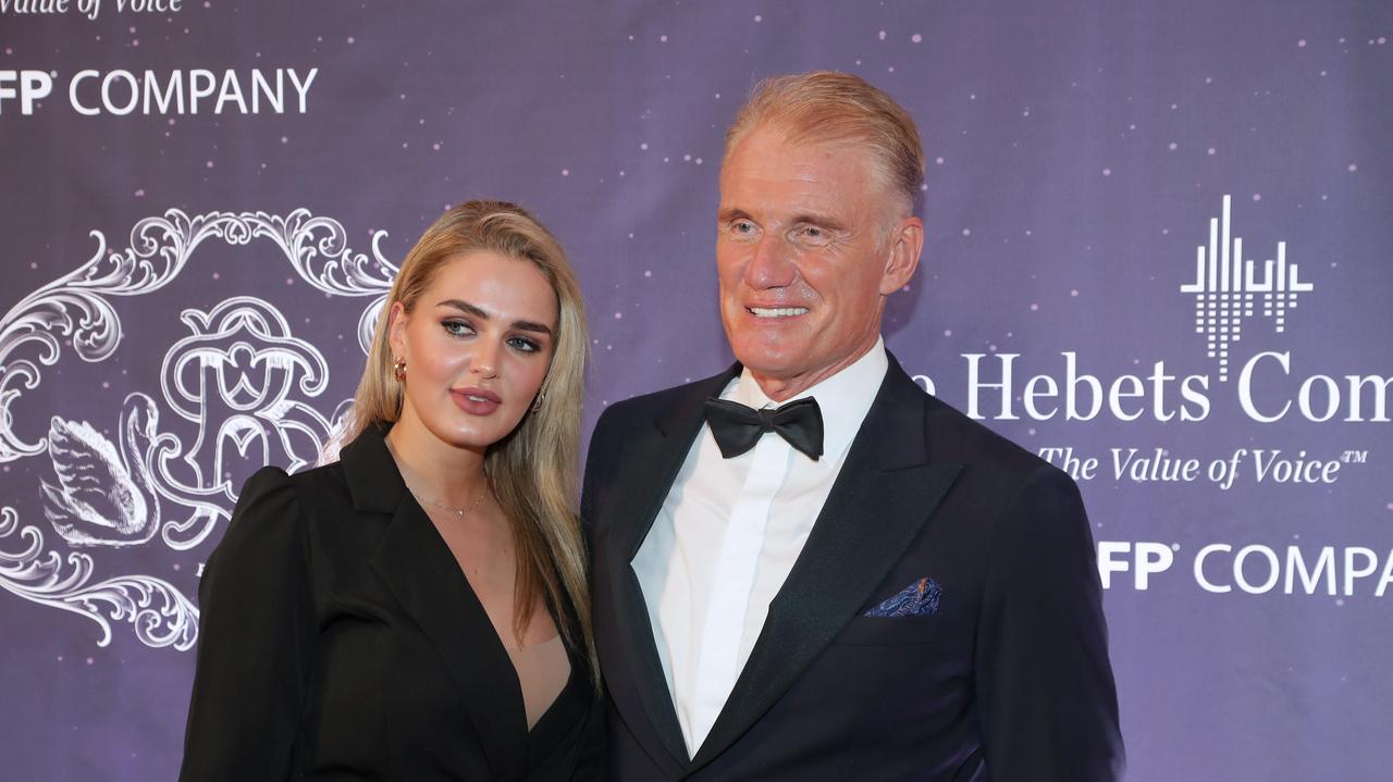 Dolph Lundgren wziął ślub z o 39 lat młodszą partnerką. Nie przeszkadza ...